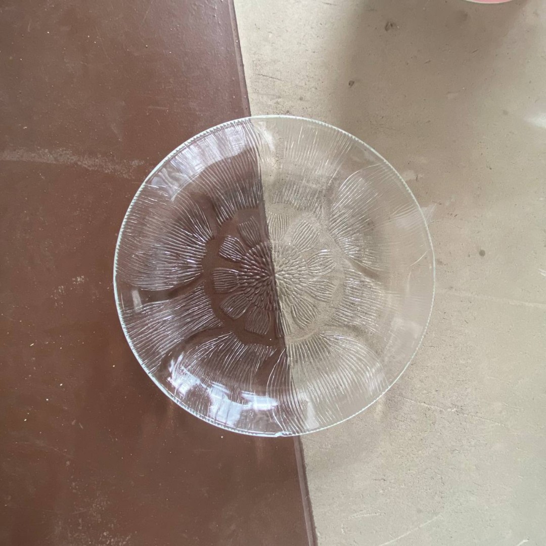 Semi-invisible plate, Furniture & Home Living, Kitchenware & Tableware ...