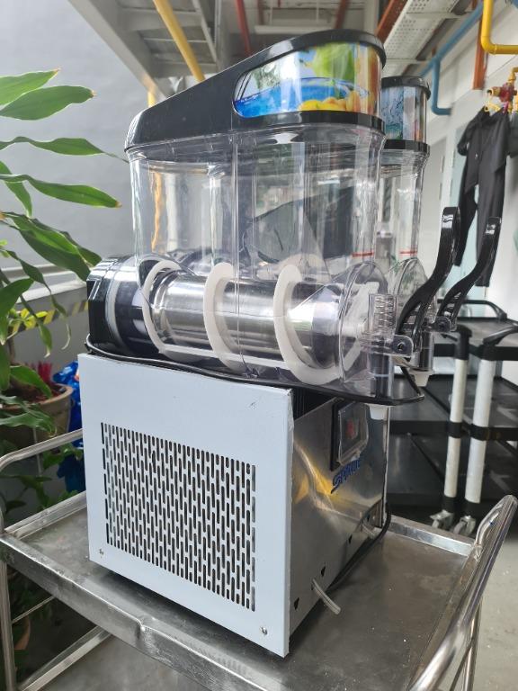 SPACE Slush Machine, Food & Drinks, Other Food & Drinks on Carousell