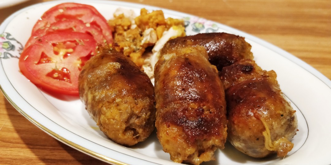 Special Garlic longanisa from Tuguegarao, Food & Drinks, Chilled ...