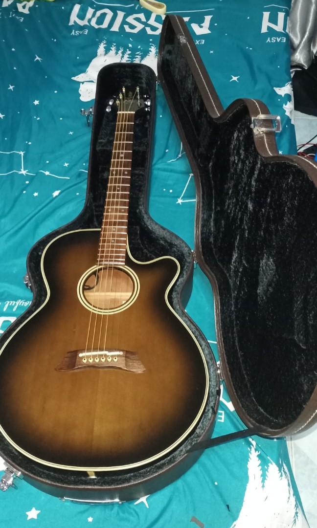 Takamine PT-106 Made in Japan with Hard Case, Hobbies & Toys, Music & Media, Musical Instruments ...