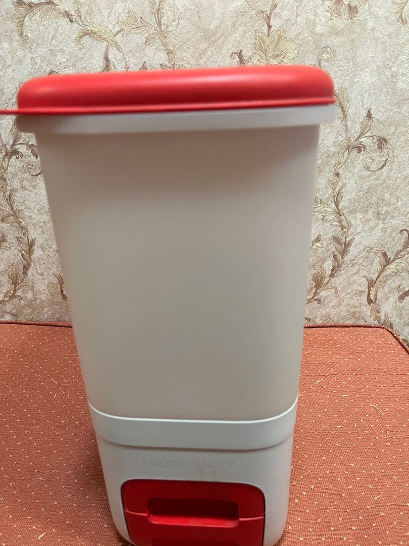 Tupperware Rice Dispenser, Furniture & Home Living, Kitchenware ...