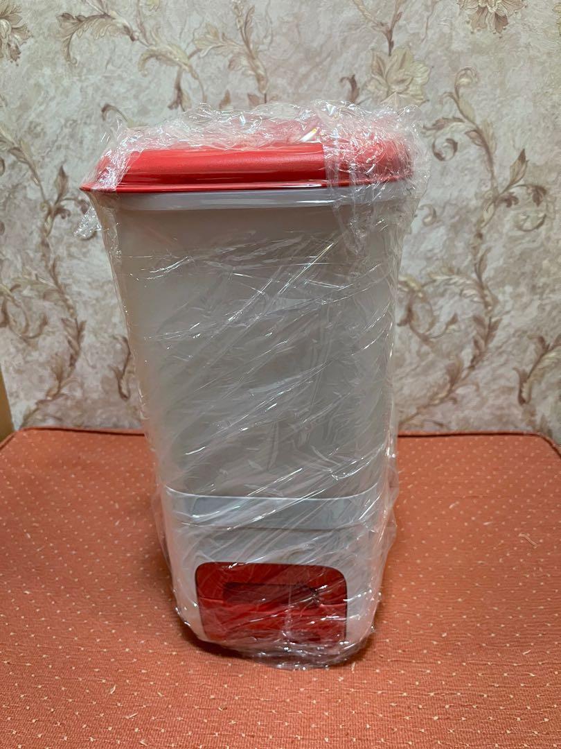Tupperware Rice Dispenser, Furniture & Home Living, Kitchenware ...