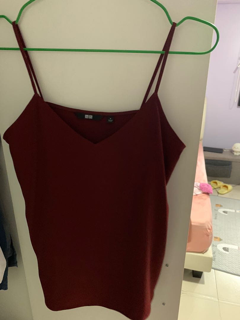 Uniqlo spaghetti top, Women's Fashion, Tops, Sleeveless on Carousell