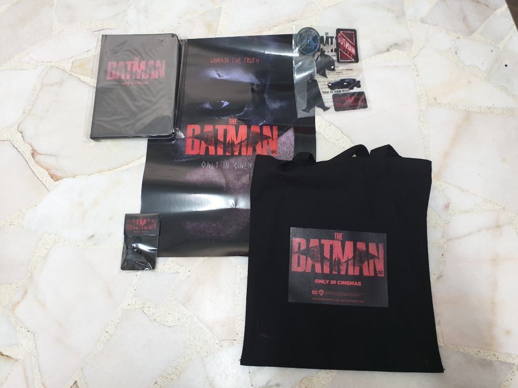 Batman Movie Merchandise Collectables 2022, Hobbies & Toys, Memorabilia ...