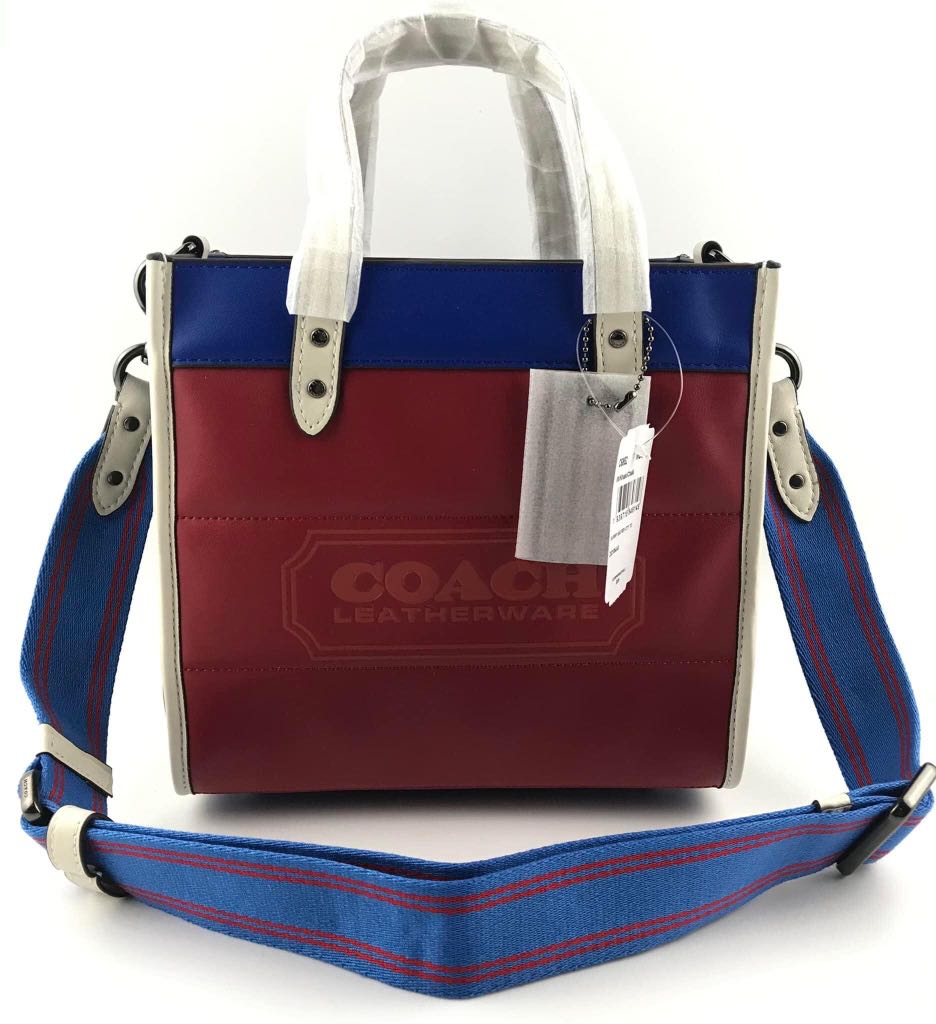 Coach Field Tote 22 in Colorblock w/ Coach Badge (Red), Women's Fashion ...