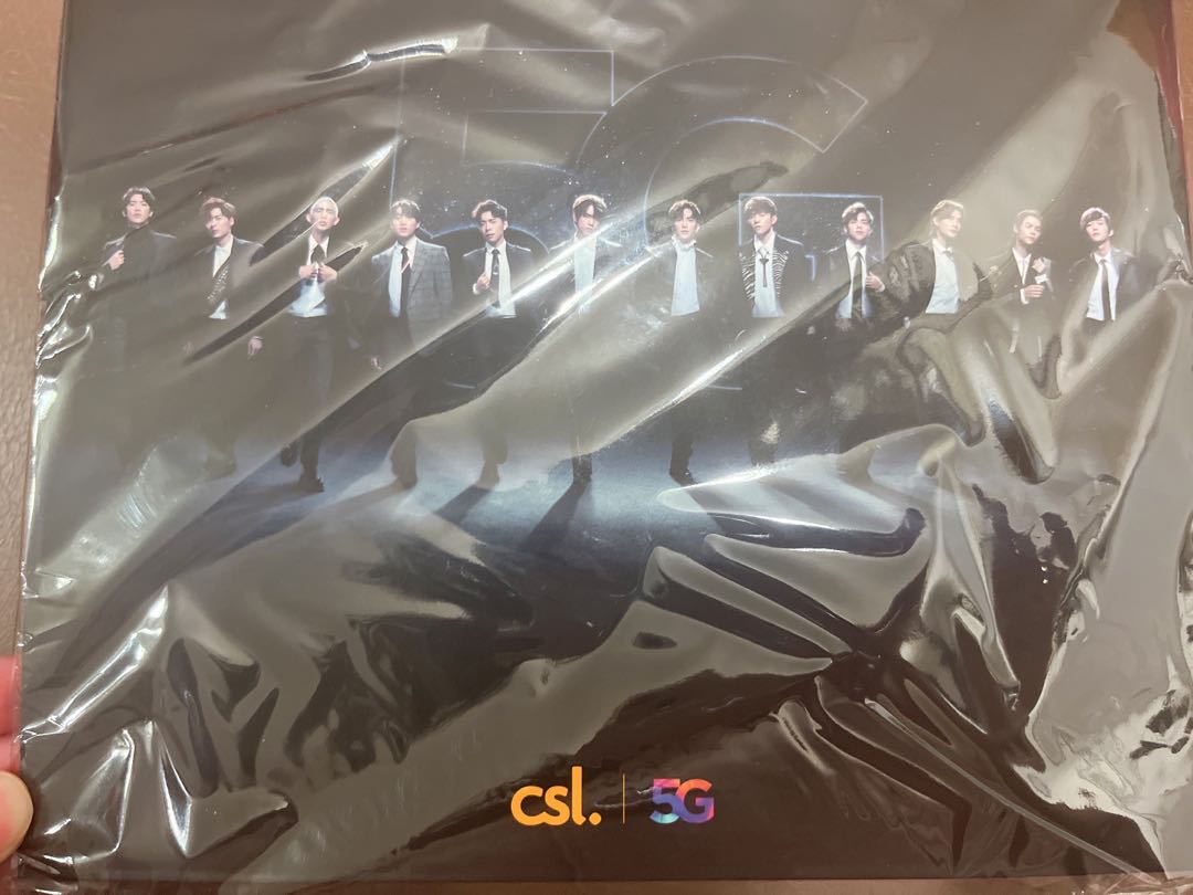[全新]CSL x Mirror 5G 月曆, 其他, 其他 - Carousell