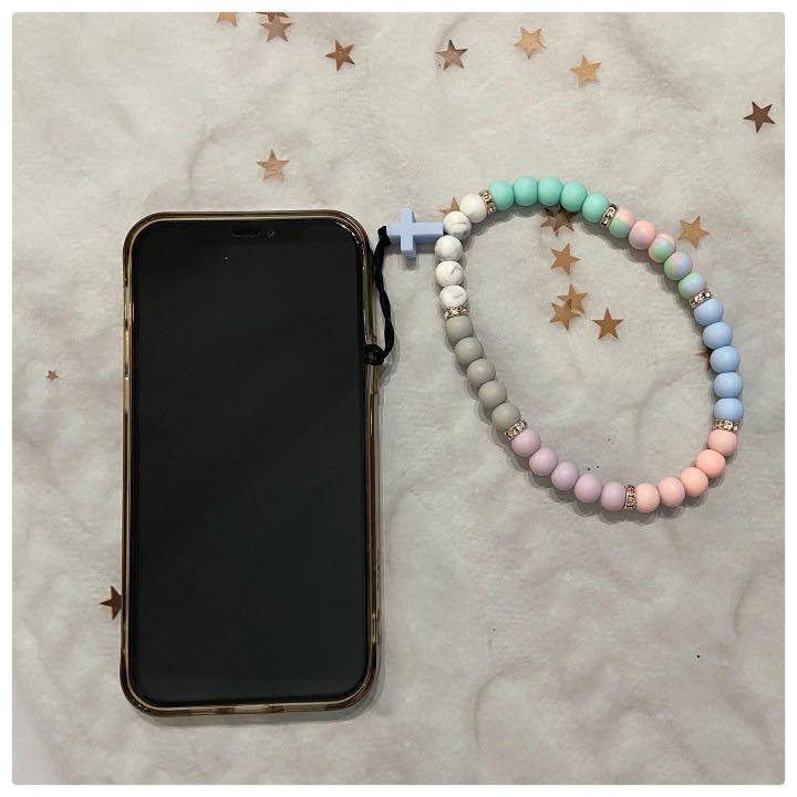 Custom Handphone Wristlet, Women's Fashion, Jewelry & Organisers ...