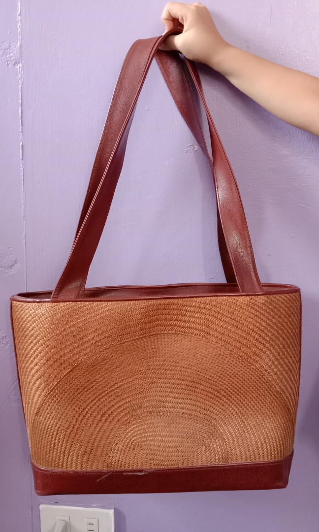 DESENYO BUNTAL, Women's Fashion, Bags & Wallets, Shoulder Bags on Carousell