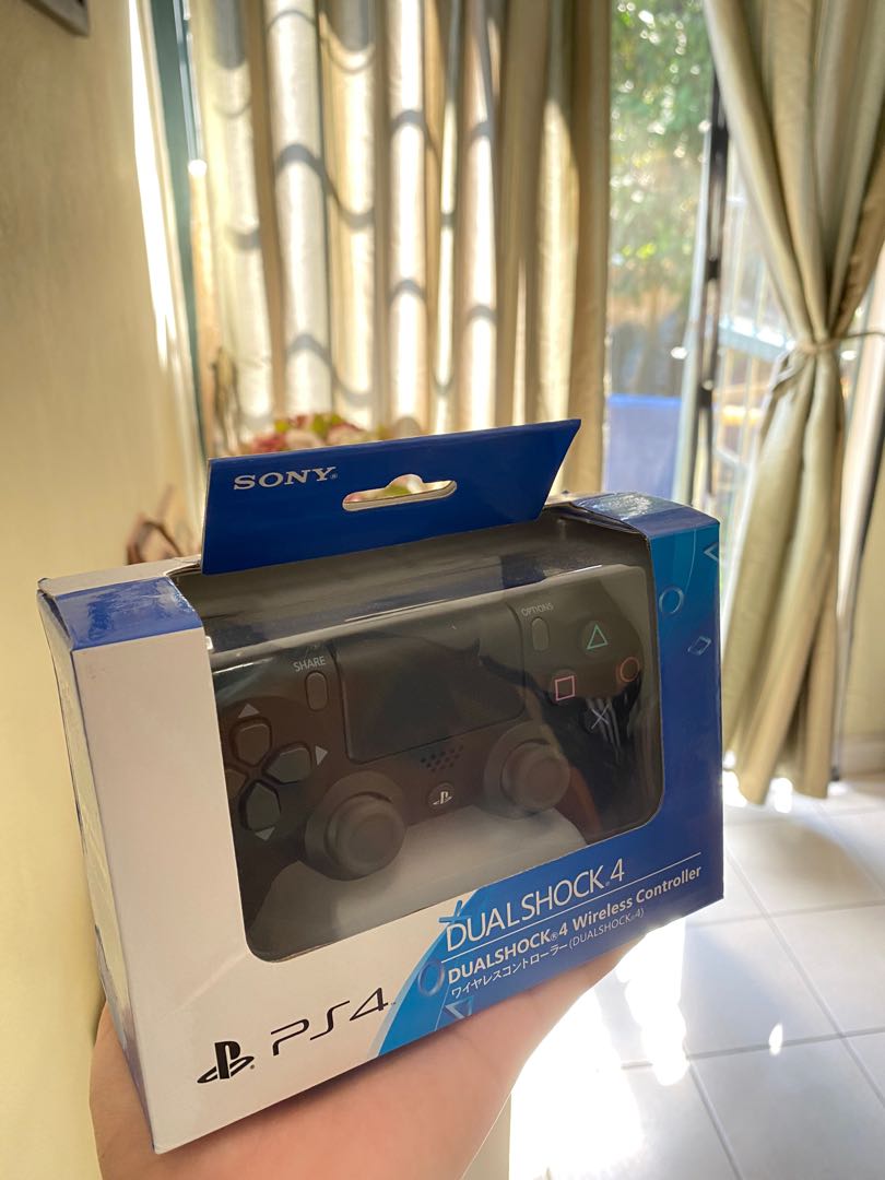 Dualshock 4 in original packaging, Video Gaming, Gaming Accessories ...