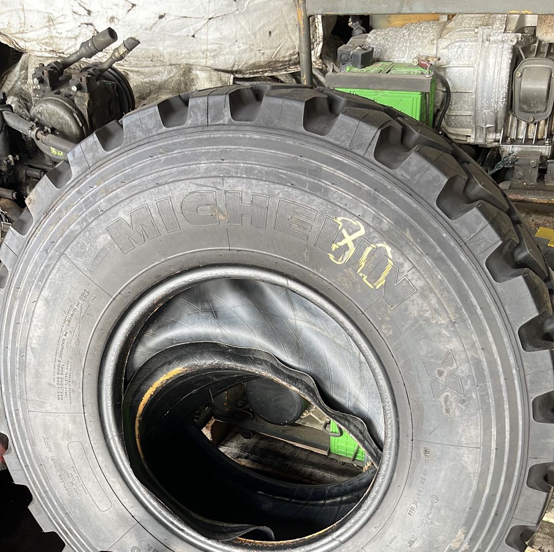 Heavy weight tyre for training., Sports Equipment, Exercise & Fitness ...