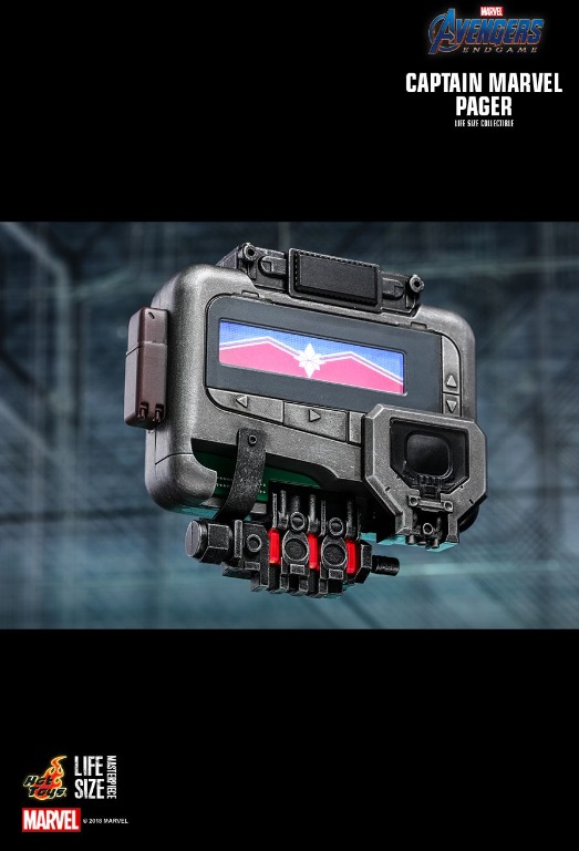 Hot Toys LMS009 Captain Marvel Pager Life-Size Collectible, Hobbies ...