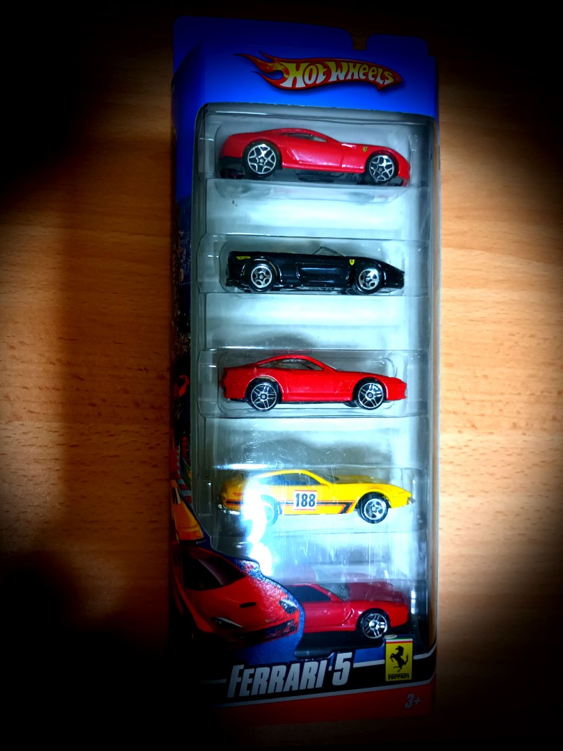 Hotwheels Ferrari 5 Cars Set RARE, Hobbies & Toys, Memorabilia ...