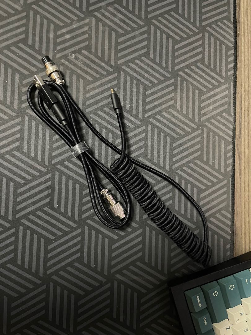 Coiled Aviator Cable | Custom Mechanical Keyboard, Computers & Tech ...