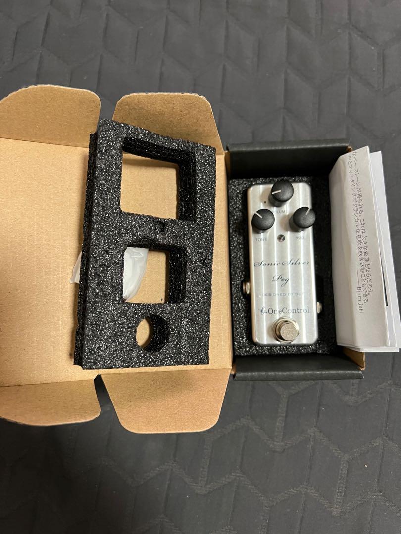 One Control Sonic Silver Peg, Hobbies & Toys, Music & Media, Music ...