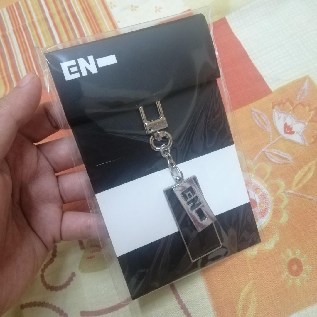 ONHAND Official Enhypen en- Keyring, Hobbies & Toys, Memorabilia ...