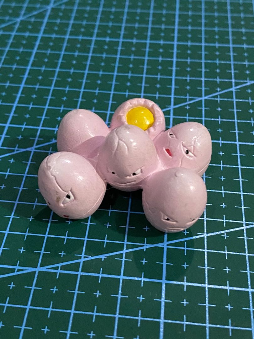 POKEMON TOMY - EXEGGCUTE, Hobbies & Toys, Toys & Games on Carousell