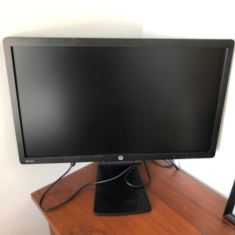Professional HP Monitor 23 inch, Computers & Tech, Desktops on Carousell