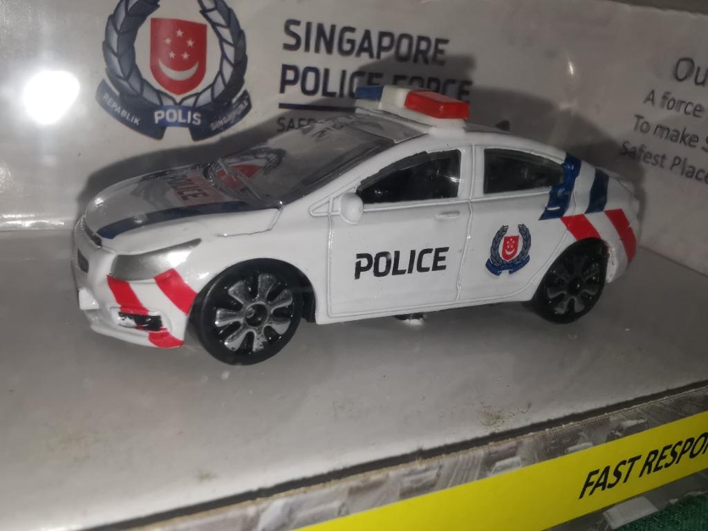 Singapore Police Force (SPF) Fast Response Car Model (1:64), Hobbies ...