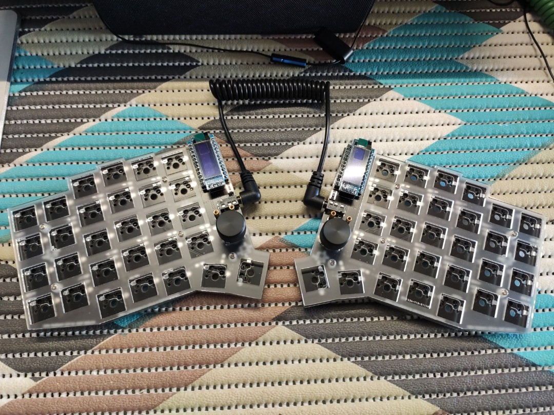 Sofle v2 split keyboard, Computers & Tech, Parts & Accessories ...