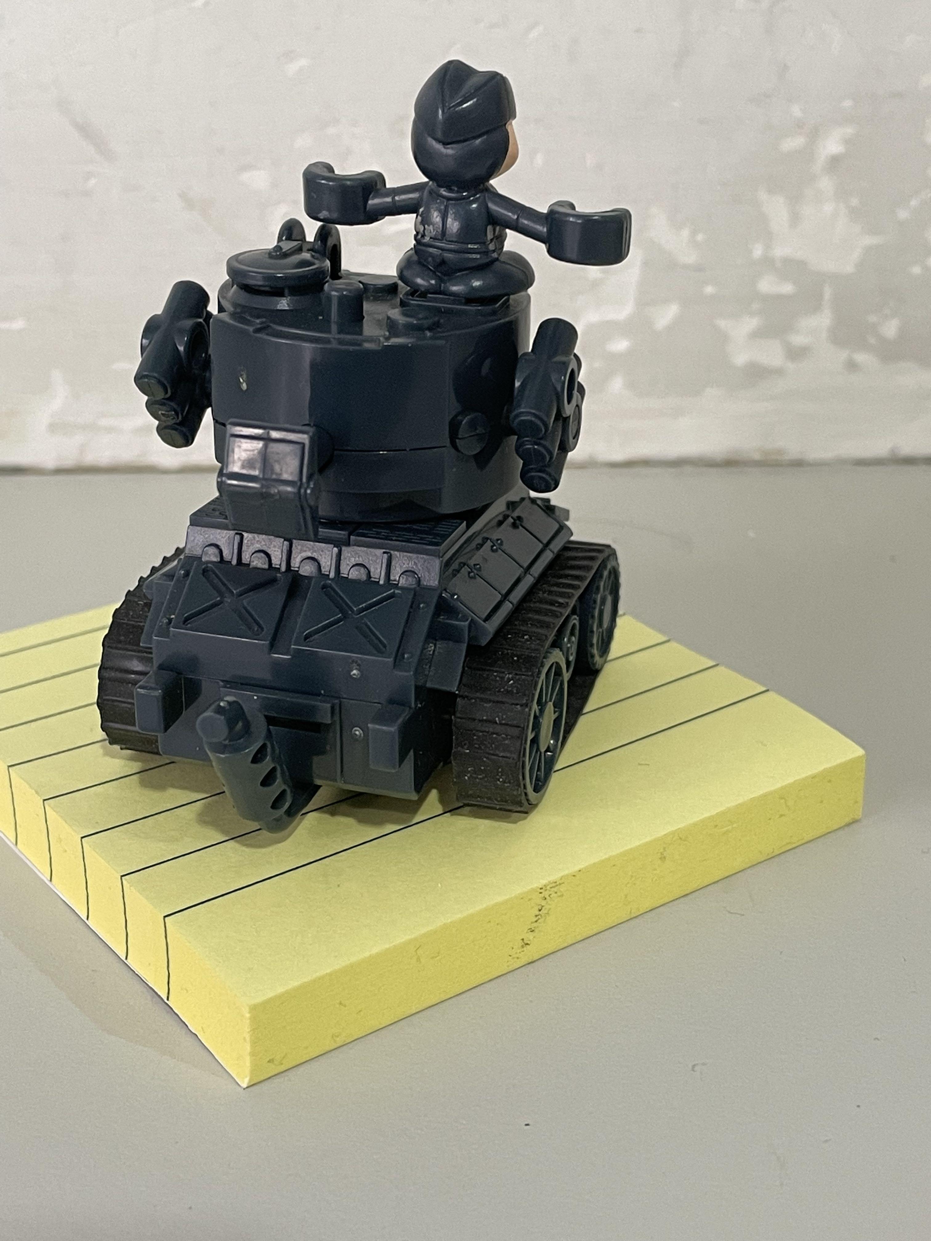 Tomy War 2 Tanks tank 2000 1部 Takara Tomy 坦克, 興趣及遊戲, 玩具 & 遊戲類 - Carousell