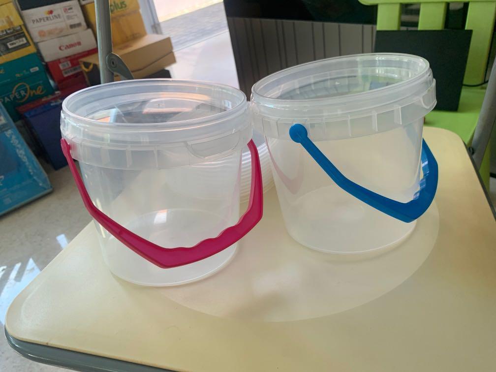 Toyogo Round plastic container, Furniture & Home Living, Kitchenware ...