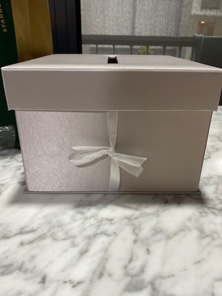 Wedding Ang pao box, Everything Else on Carousell