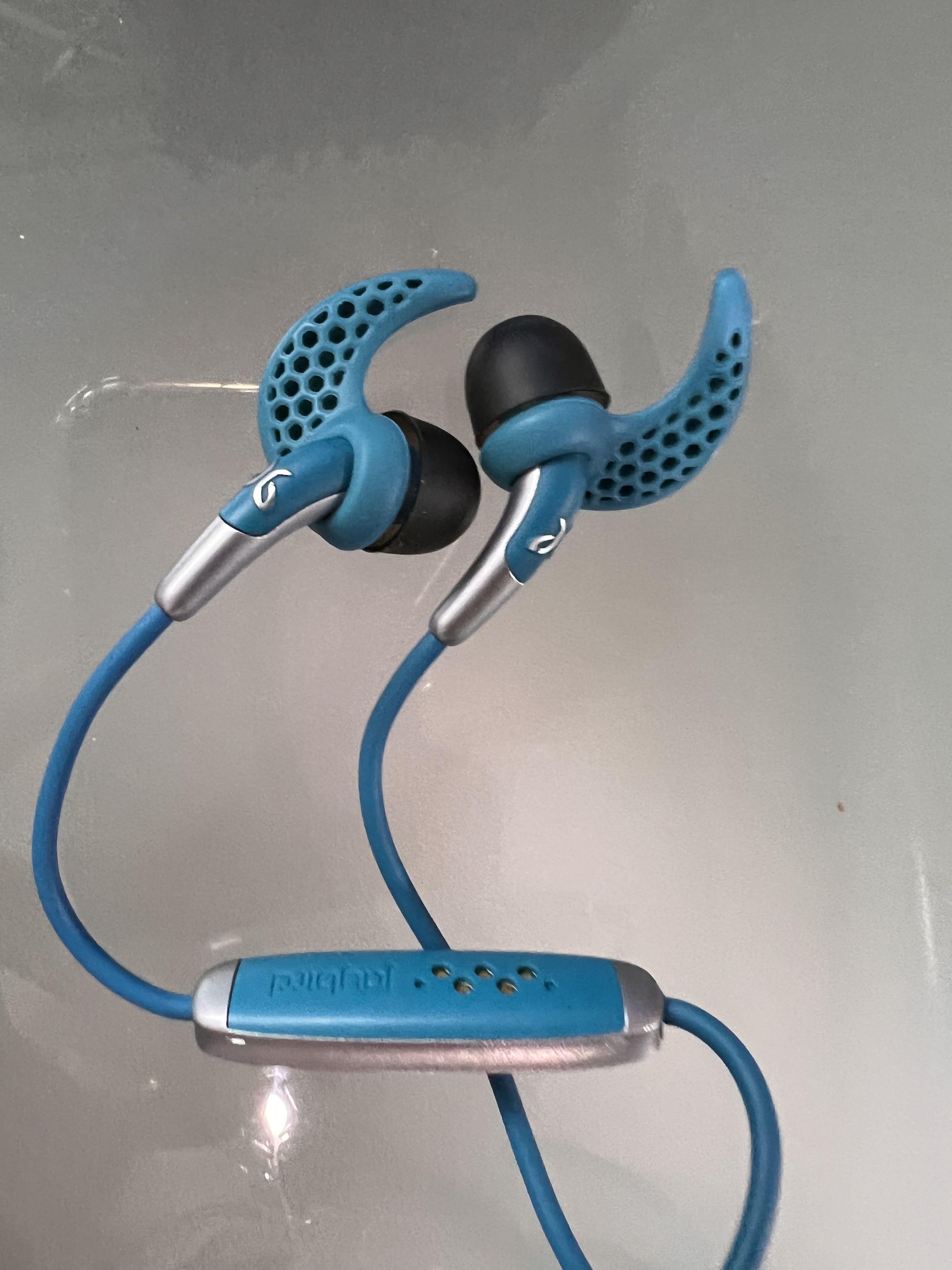 Jaybird Freedom Wireless Headset, Audio, Headphones & Headsets on Carousell