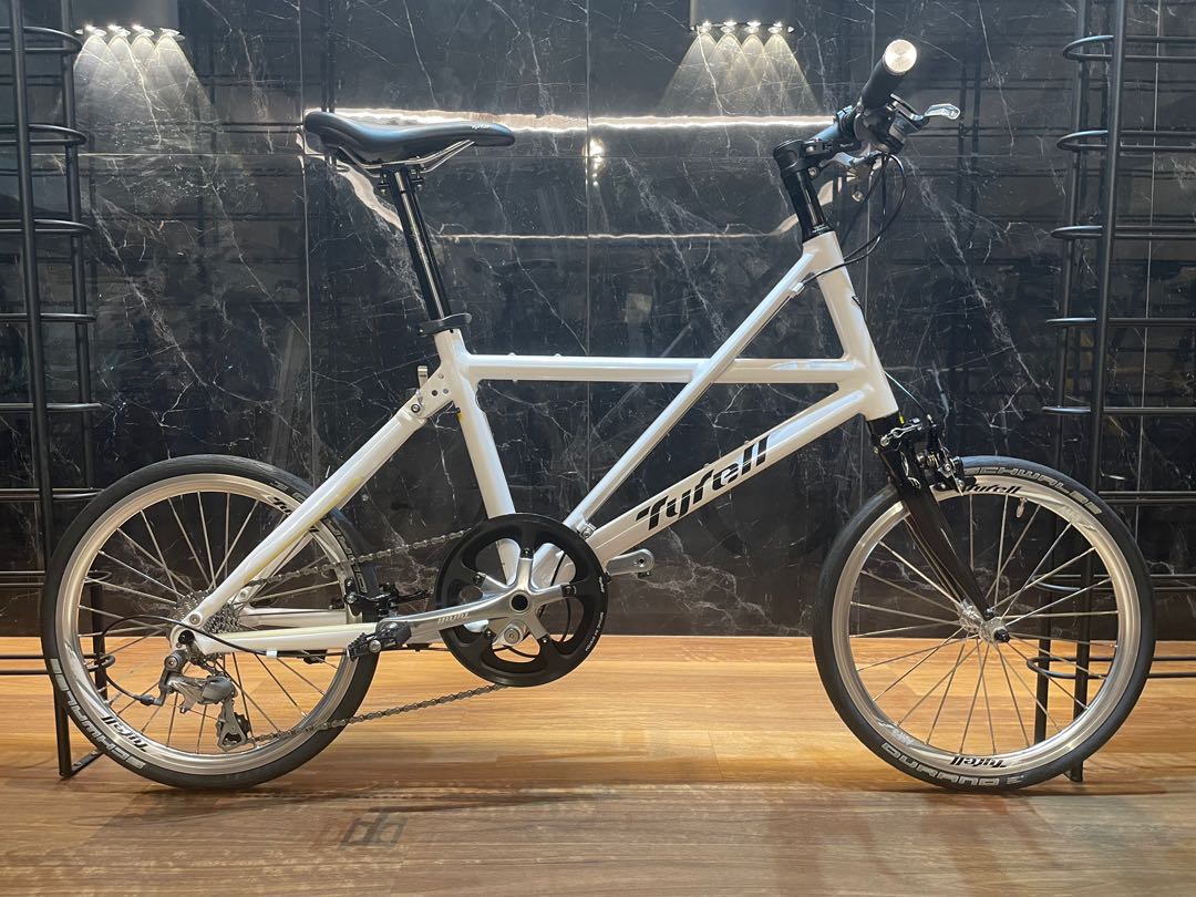 Like New Condition Tyrell FX White, Sports Equipment, Bicycles & Parts ...