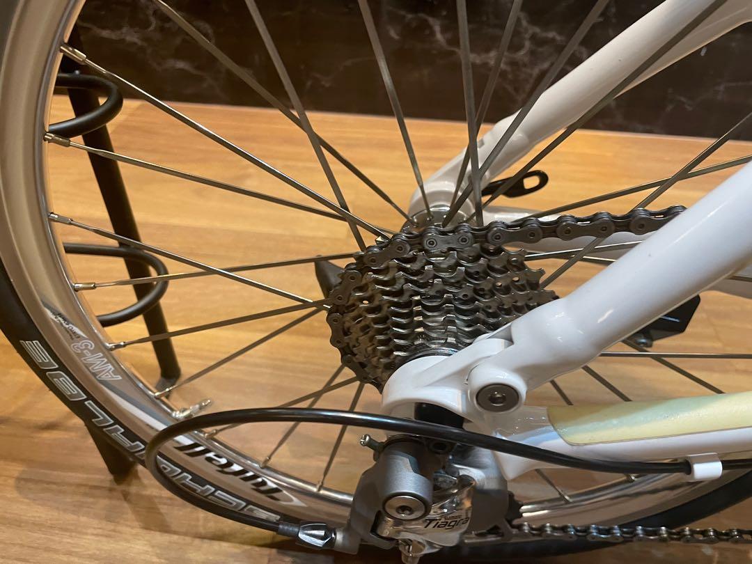 Like New Condition Tyrell FX White, Sports Equipment, Bicycles & Parts ...