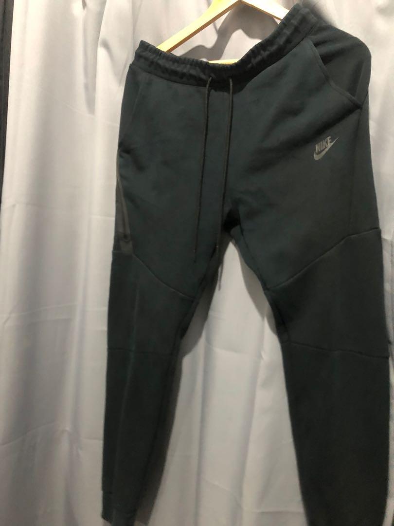 Nike tech fleece black tag, Men's Fashion, Bottoms, Joggers on Carousell