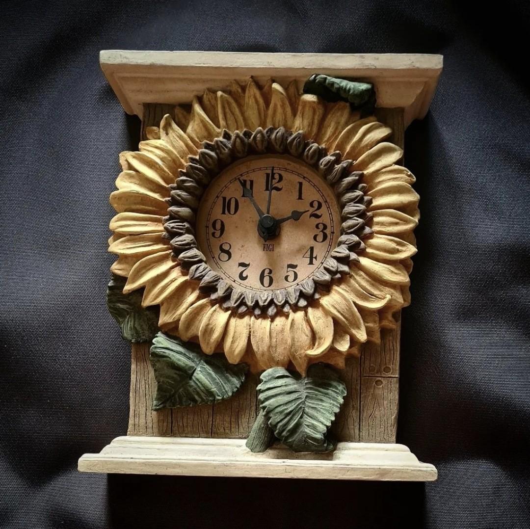 Polystone Clocks, Furniture & Home Living, Home Decor, Clocks on Carousell