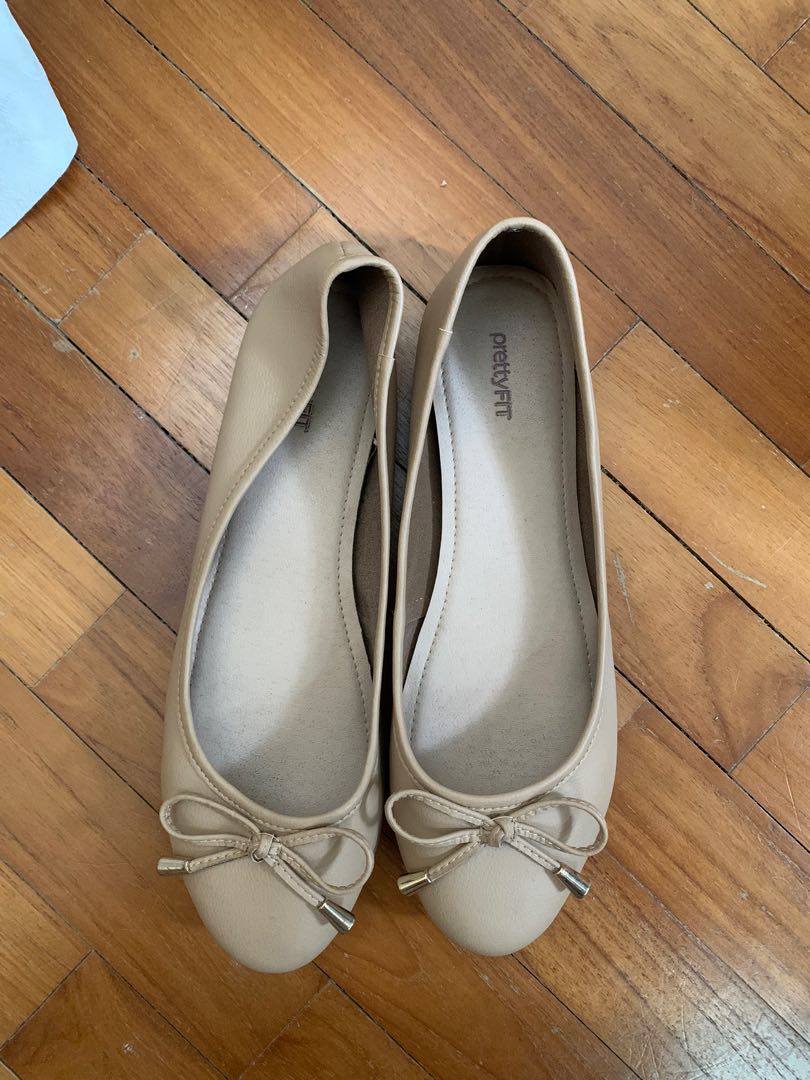 Pretty Fit Beige Flats Ballerina, Women's Fashion, Footwear, Flats on ...