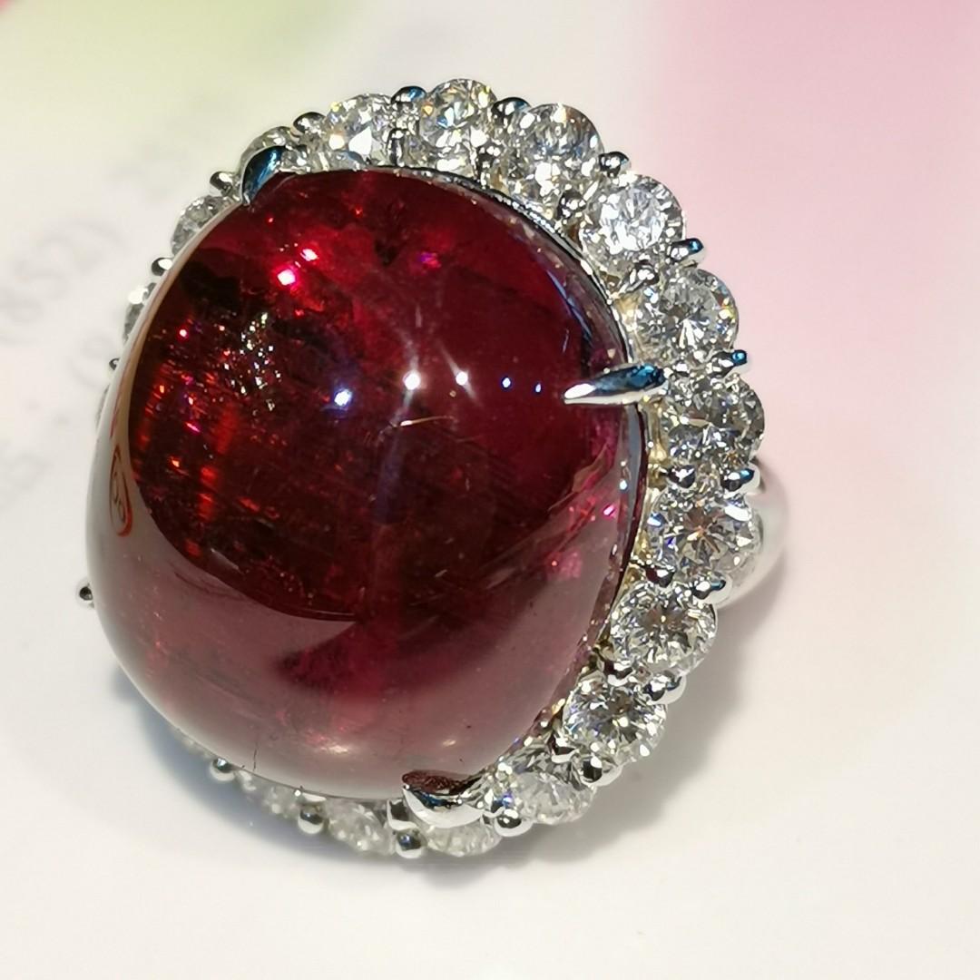 Rubelite Cat's Eye Chatoyancy 44.82ct GIA Cert 紅眼睛幽幽的看著這孤城 傳說中痴心的眼淚會傾城 ...