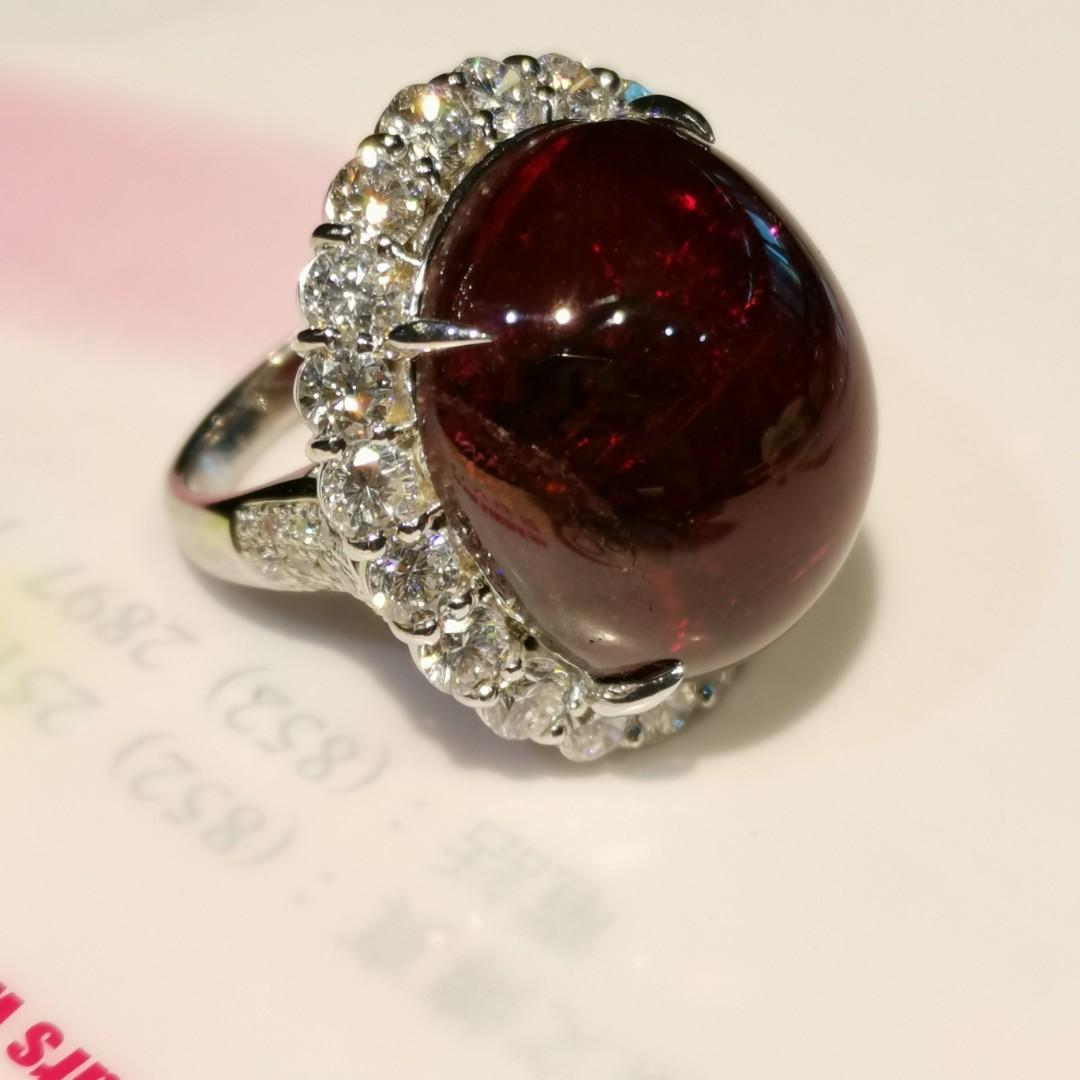 Rubelite Cat's Eye Chatoyancy 44.82ct GIA Cert 紅眼睛幽幽的看著這孤城 傳說中痴心的眼淚會傾城 ...