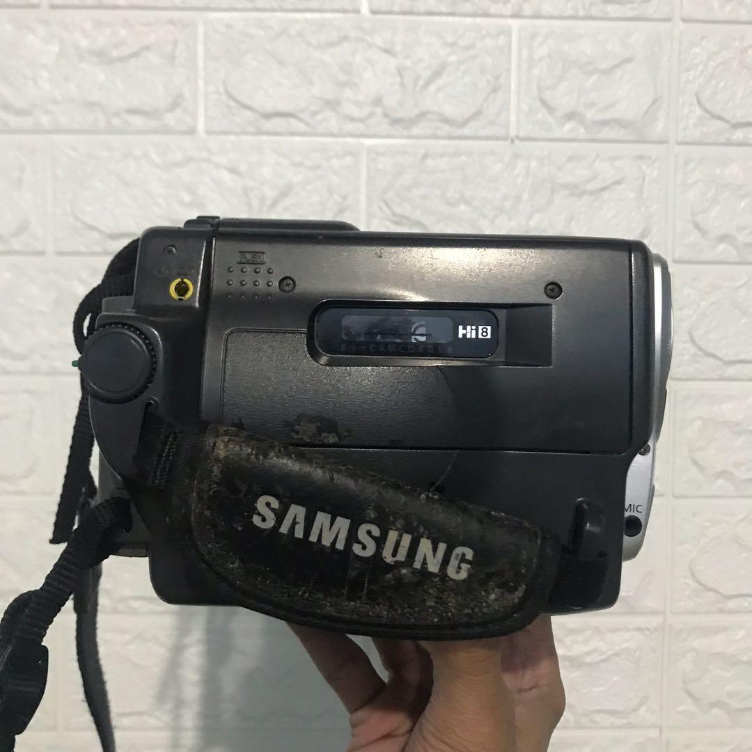Samsung Camcorder SCL860 NTSC Hi8, Photography, Video Cameras on Carousell