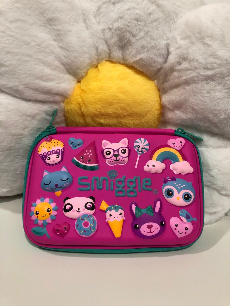 Smiggle Hard Shell Big Pencil Case, Hobbies & Toys, Stationary & Craft ...