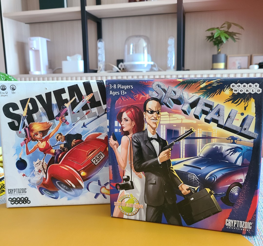 Spy Fall 1 and 2, 興趣及遊戲, 玩具 & 遊戲類 - Carousell