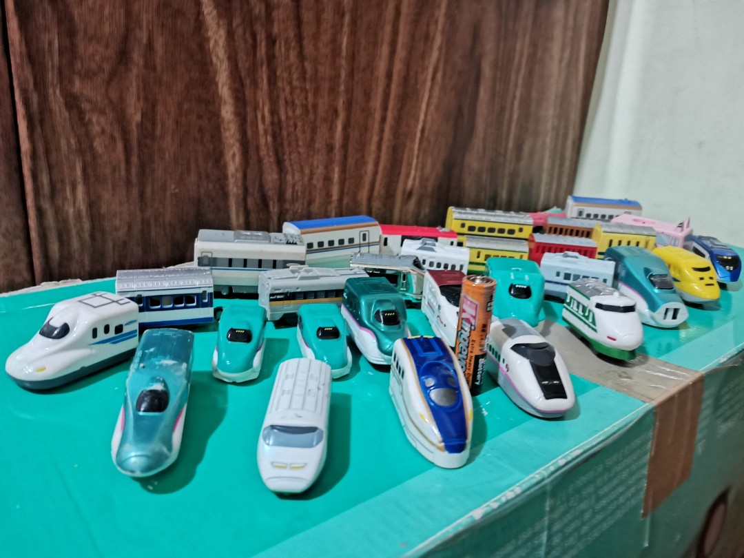 Trains small, Hobbies & Toys, Toys & Games on Carousell