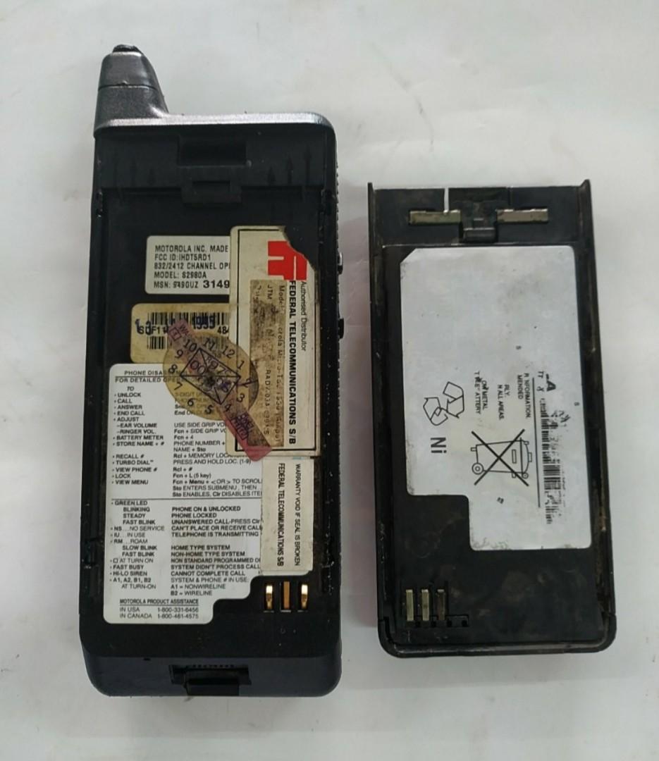 Vintage RARE Motorola MicroTAC flip phone, Mobile Phones & Gadgets ...