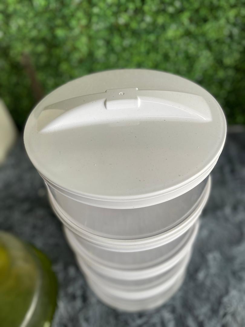 viral container, Furniture & Home Living, Kitchenware & Tableware, Food ...