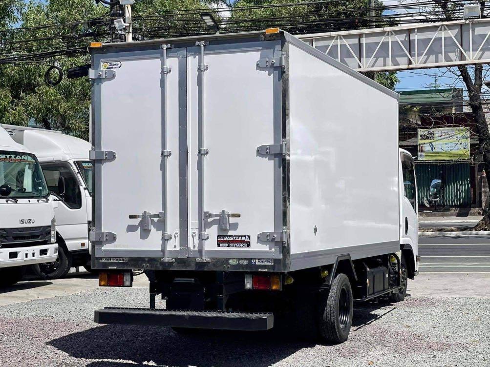 2020 Isuzu Elf Reefer Van 14.9ft. N-Series Topre with Side Door ...