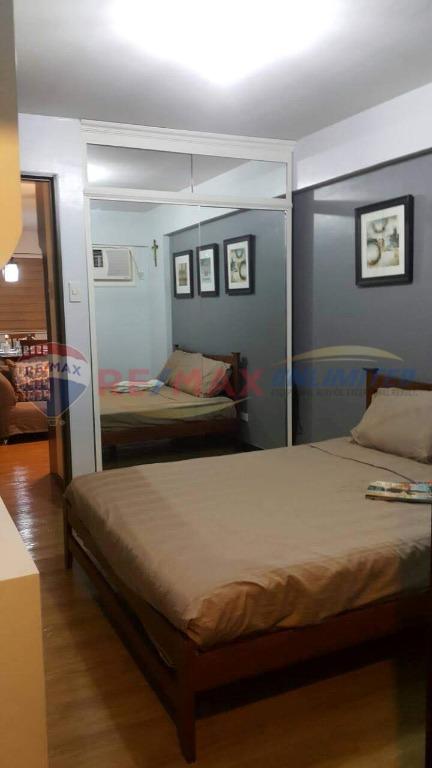 2 Bedroom Unit For Sale Ohana Place, Almanza Uno, Las Pinas City ...