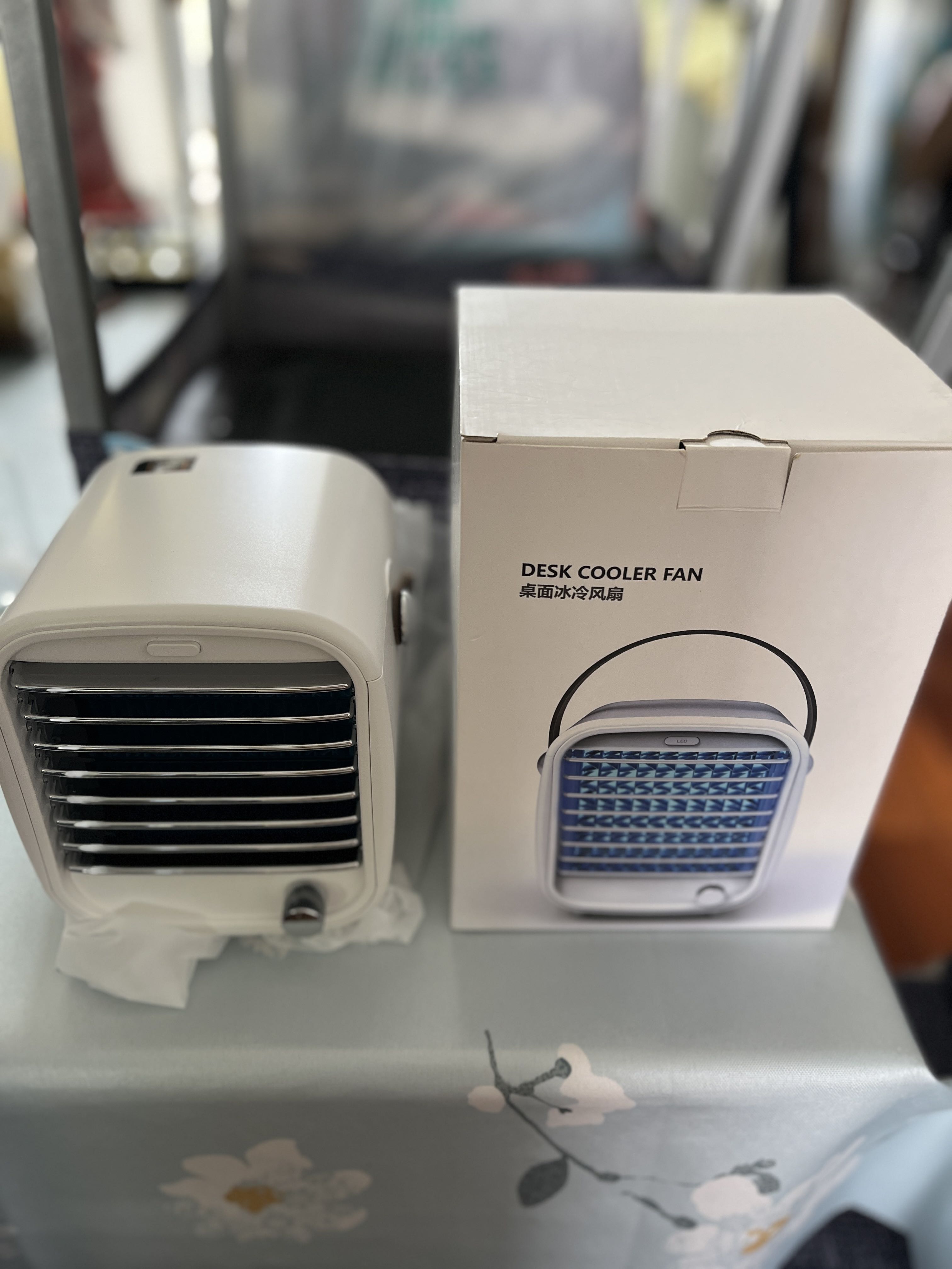 桌面冷風機 desk cooler fan, 家庭電器, 冷氣機及暖風機 - Carousell