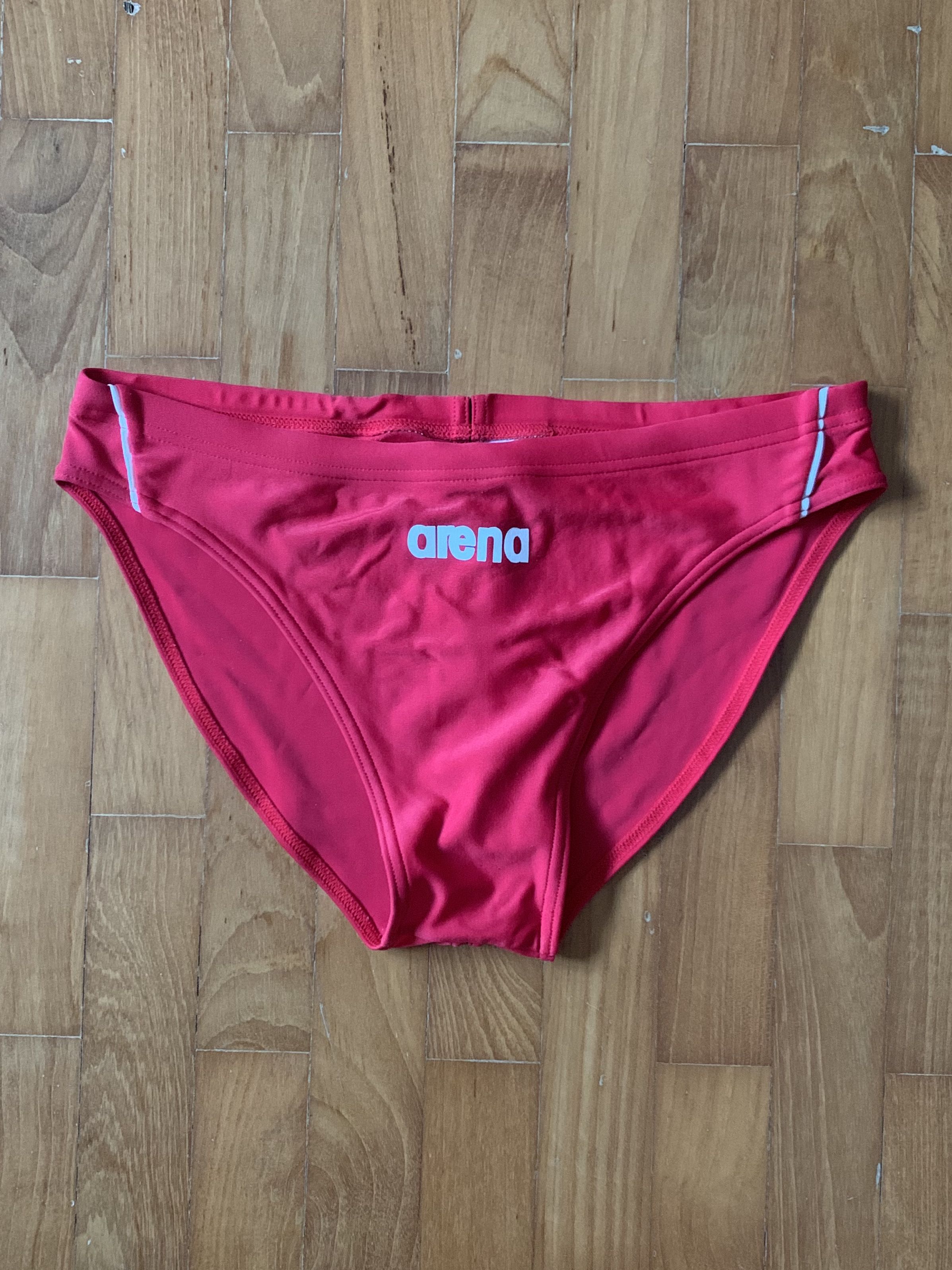 arena trunks, Men's Fashion, Activewear on Carousell