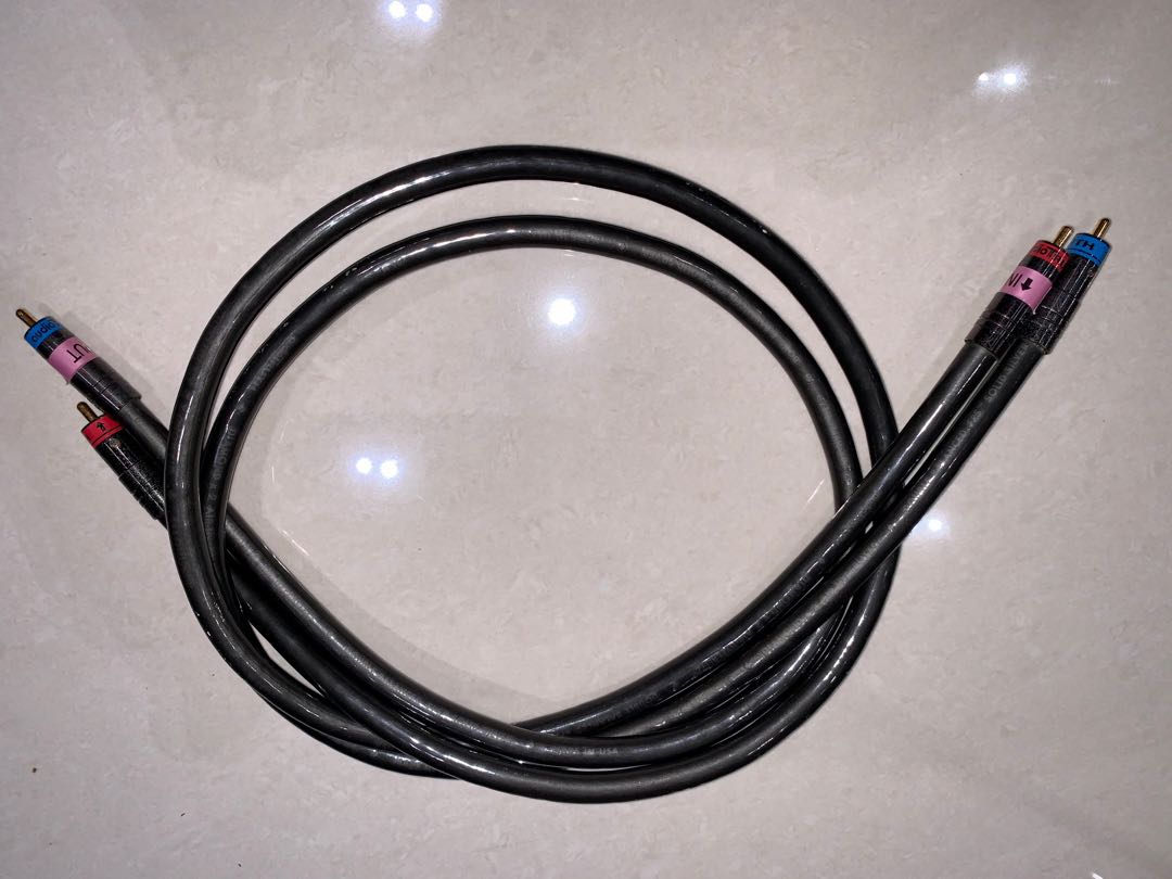 Audioquest Diamond RCA interconnect 1M pair, Audio, Other Audio ...