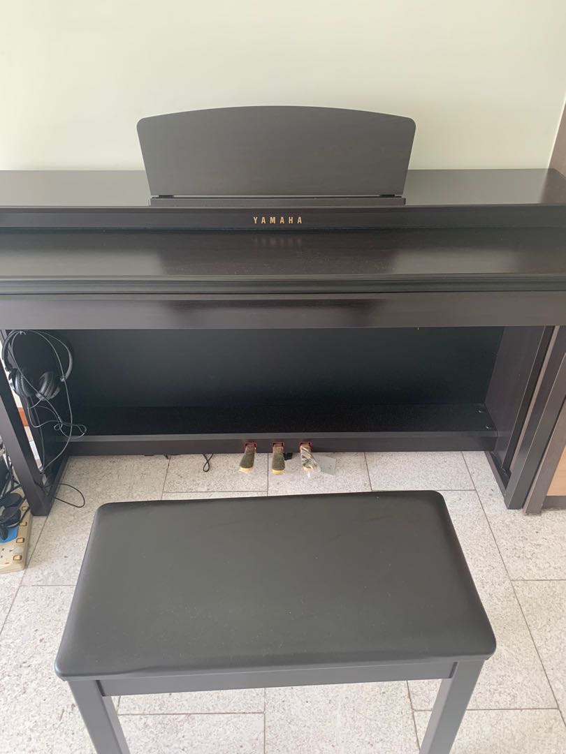 Digital Piano clp 725 Yamaha, Hobbies & Toys, Music & Media, Musical ...