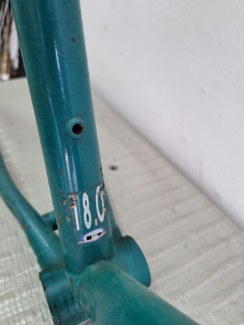 HARO ESCAPE - Vintage MTB Frame, Sports Equipment, Bicycles & Parts ...