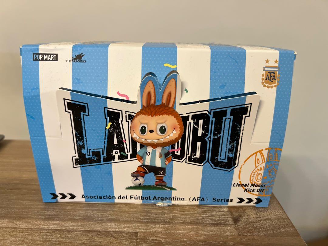 Labubu Lionel Messi Kick Off, 興趣及遊戲, 玩具 & 遊戲類 - Carousell