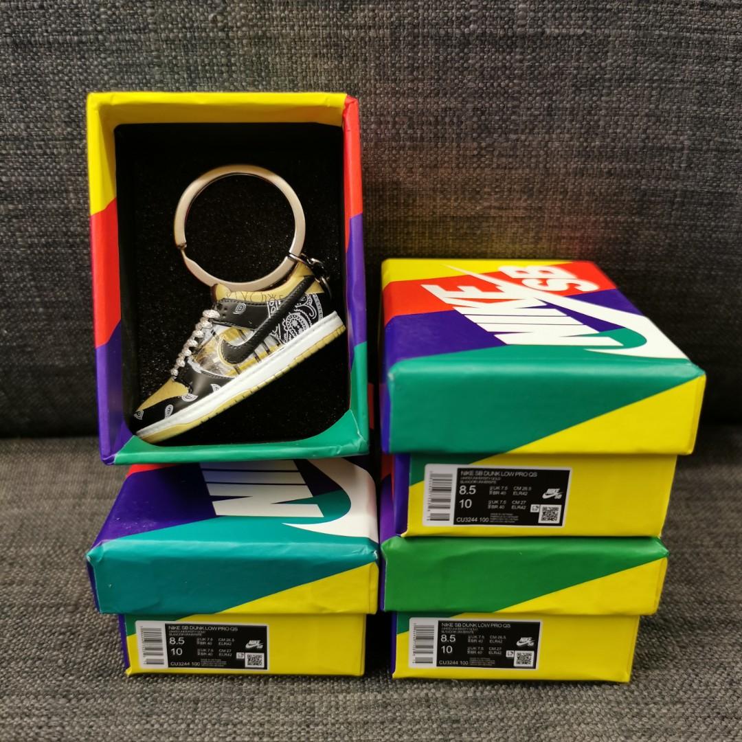 Nike Keychains in Shoe Box, Hobbies & Toys, Memorabilia & Collectibles ...