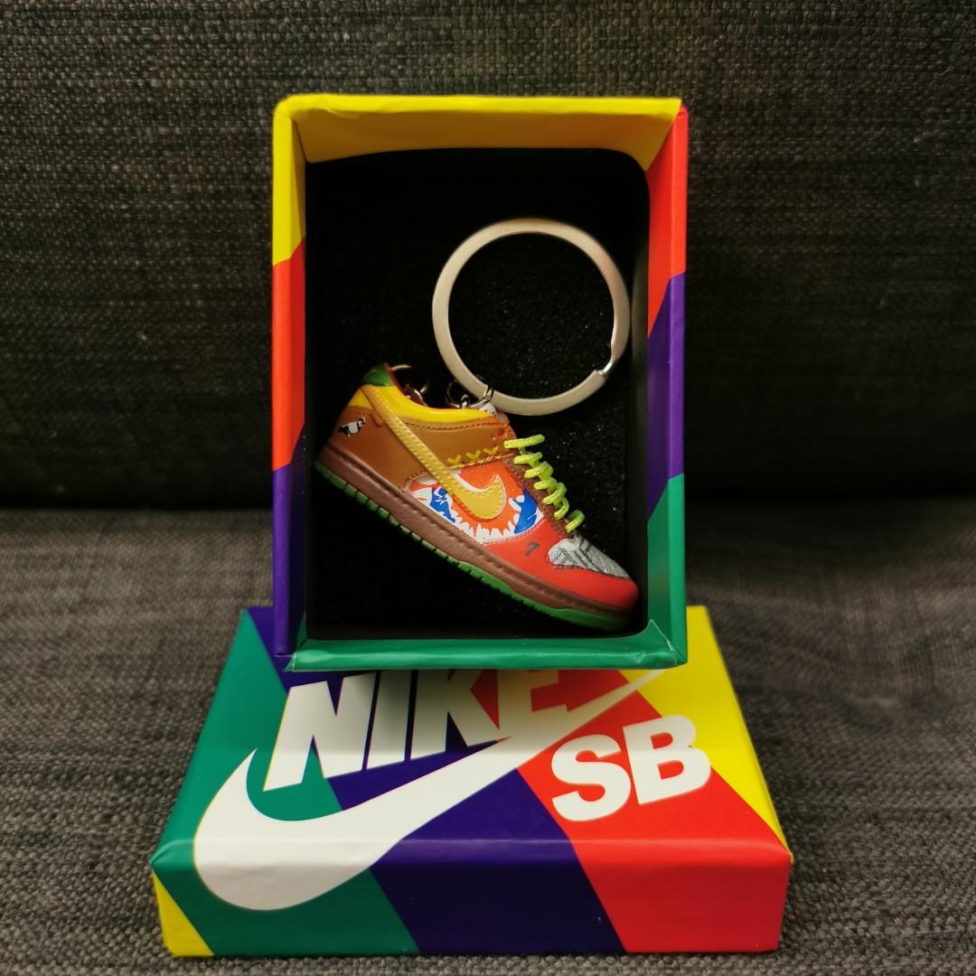 Nike Keychains in Shoe Box, Hobbies & Toys, Memorabilia & Collectibles ...